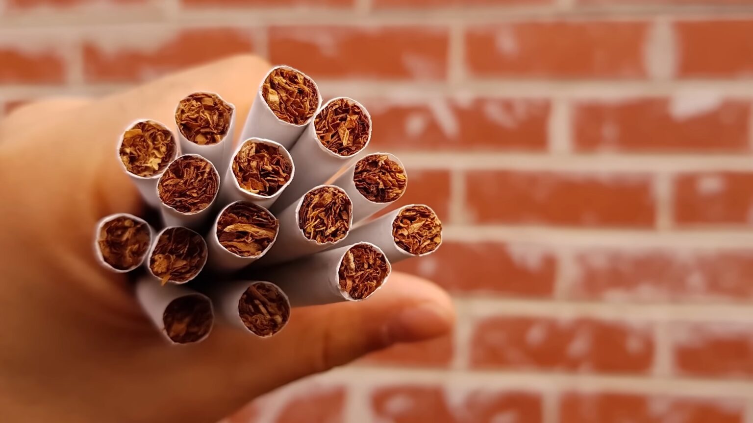 Does Smoking Cause Sore Throat? Causes, Symptoms, and Prevention - Swent